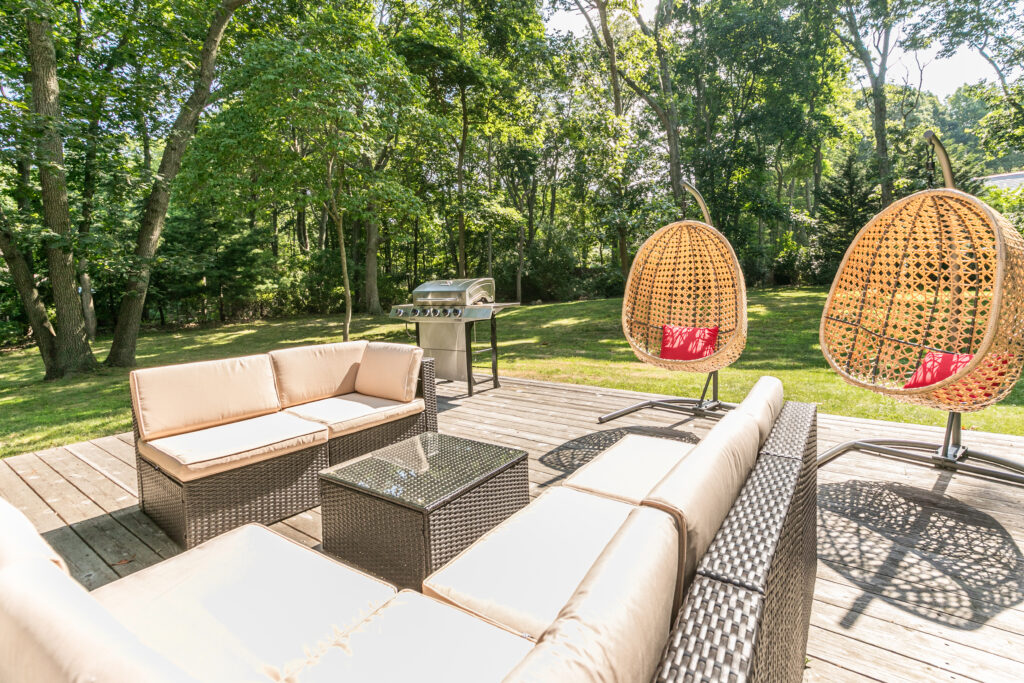 South Fork Dream Home: Have your heyday in Hay Beach | Southforker