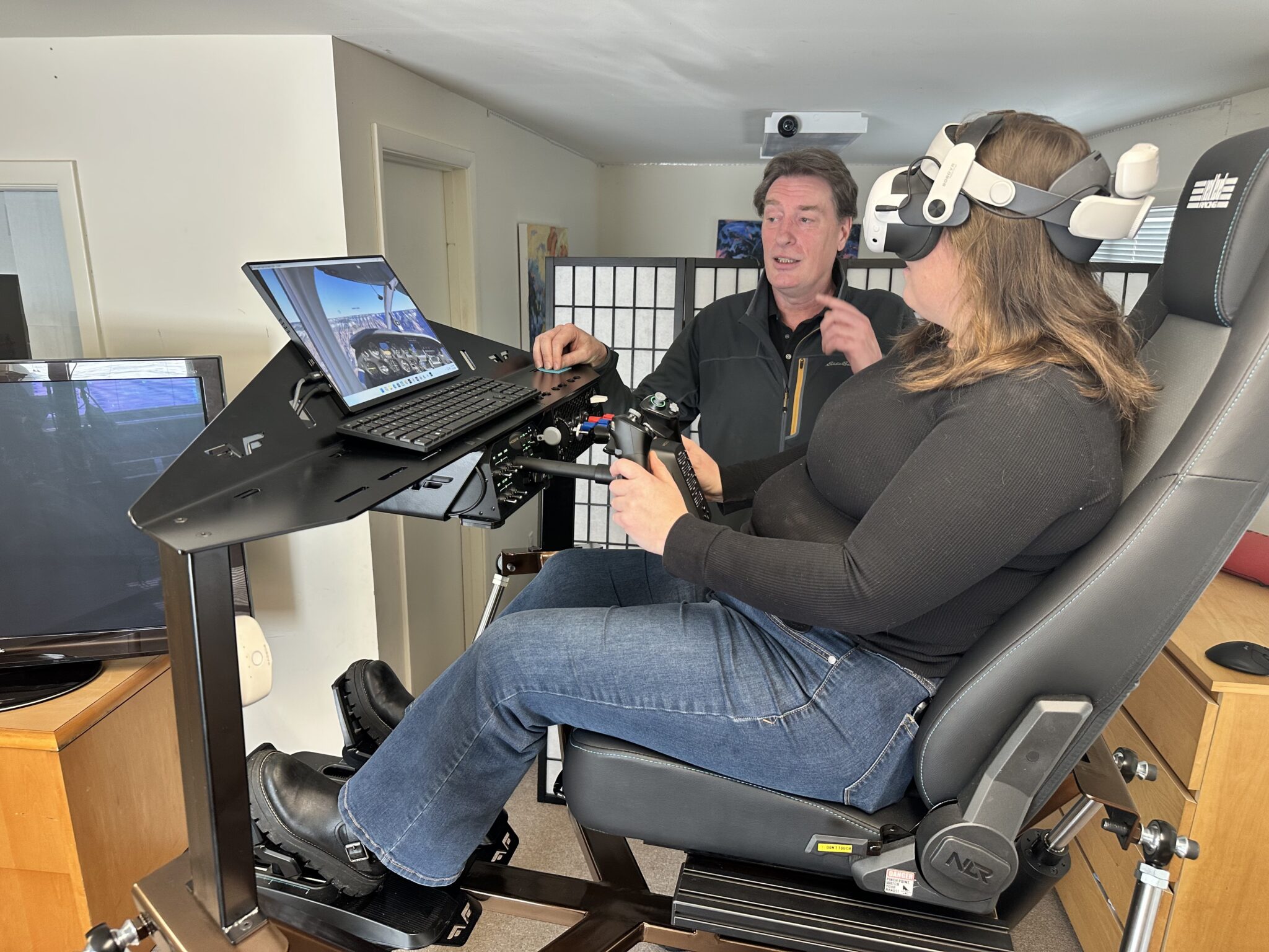 Take flight, without leaving home, with Twin Forks Simulation | Southforker