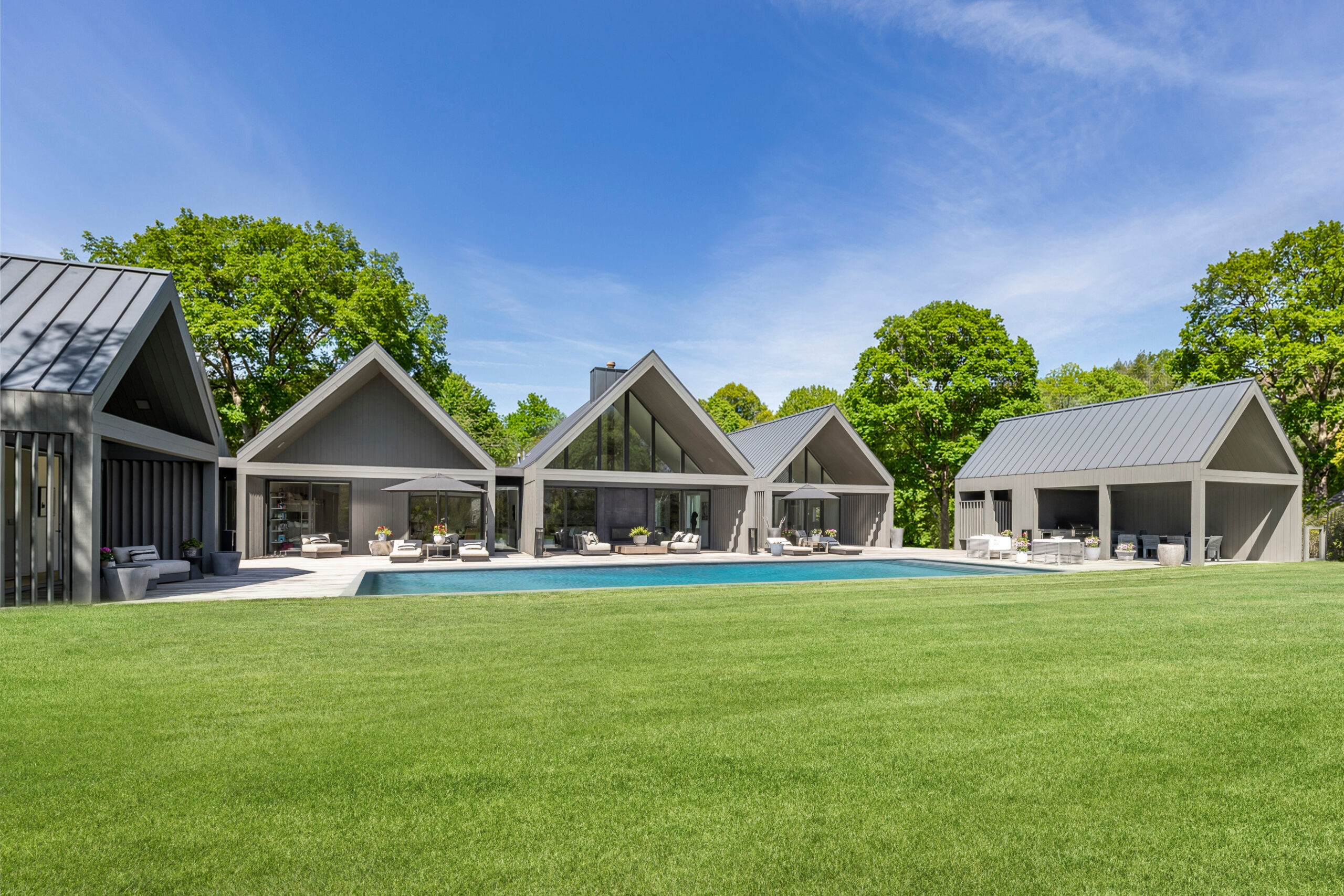 South Fork Dream Home: an award-winning modern home on Shelter Island ...