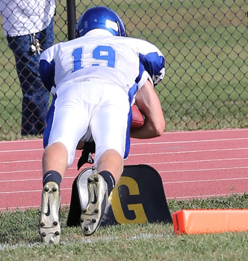 Photo of the day: Is it a touchdown or not? - Riverhead News Review ...