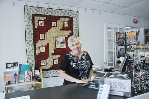 Pieceful Quilting, in new location, rebounds after storm - Riverhead ...