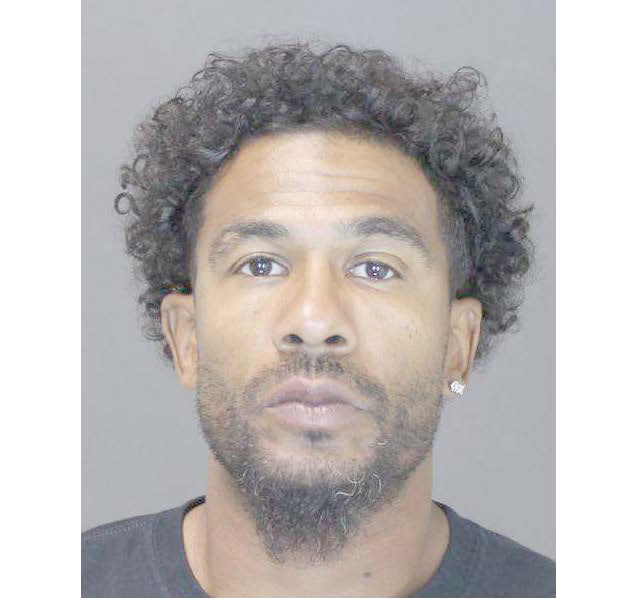 Cops: Driver caught with guns following traffic stop in Riverside ...