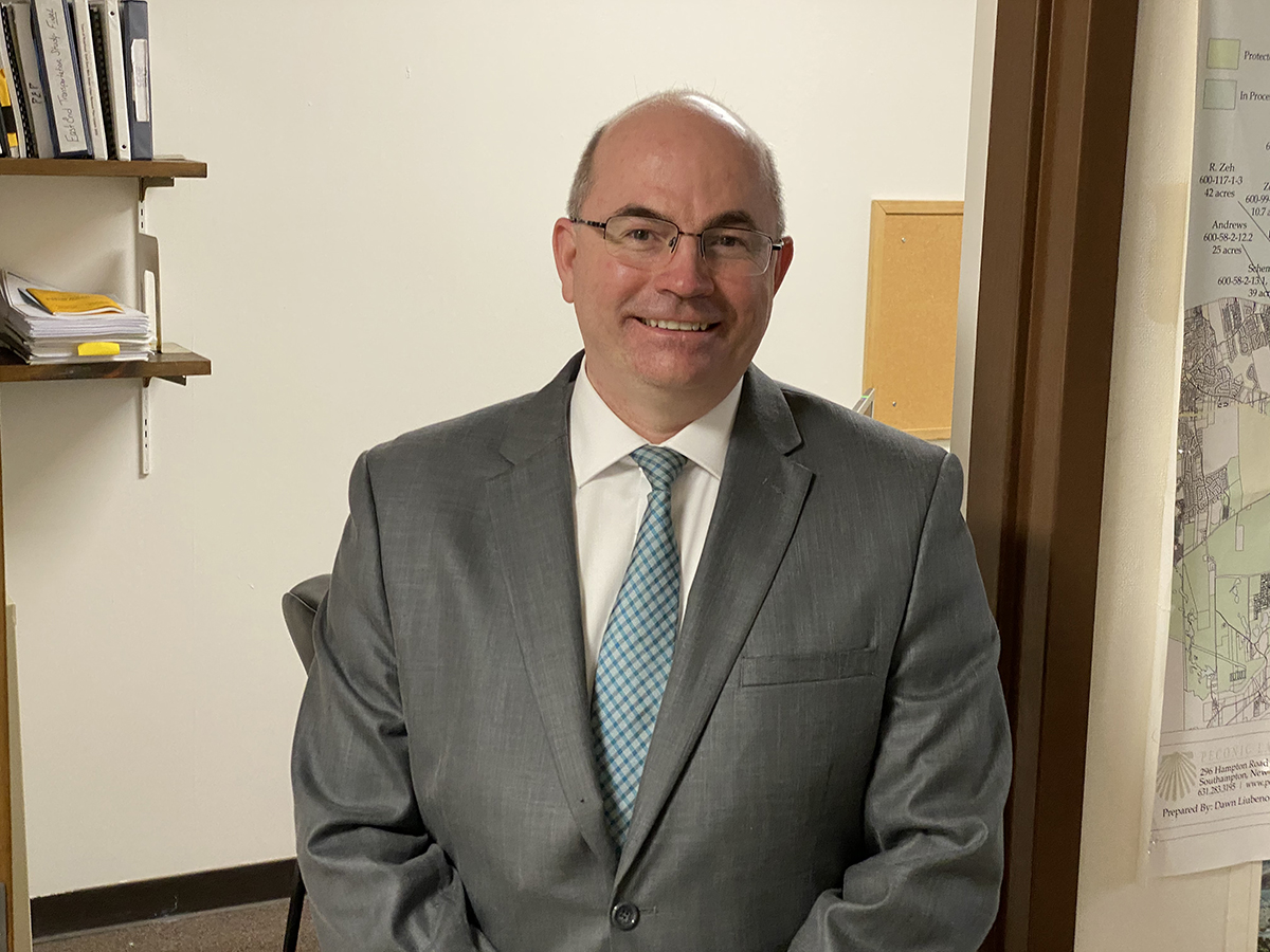Ken Rothwell appointed to fill vacant Town Board seat as community ...