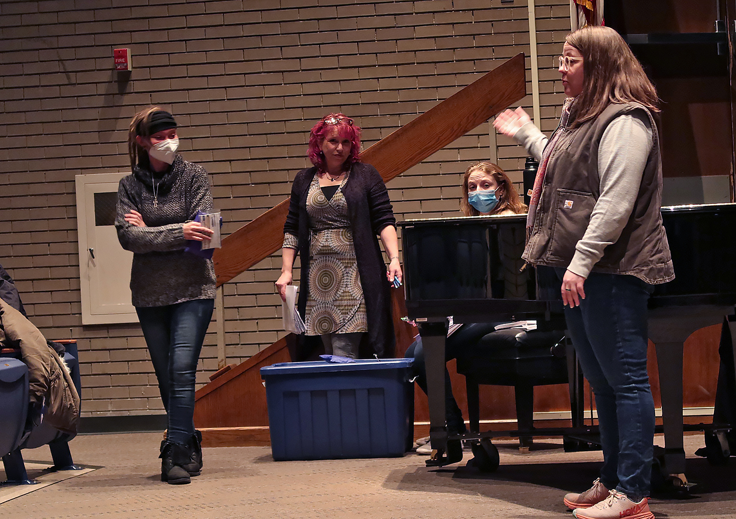 School staff, community members receive Narcan training at first of two ...