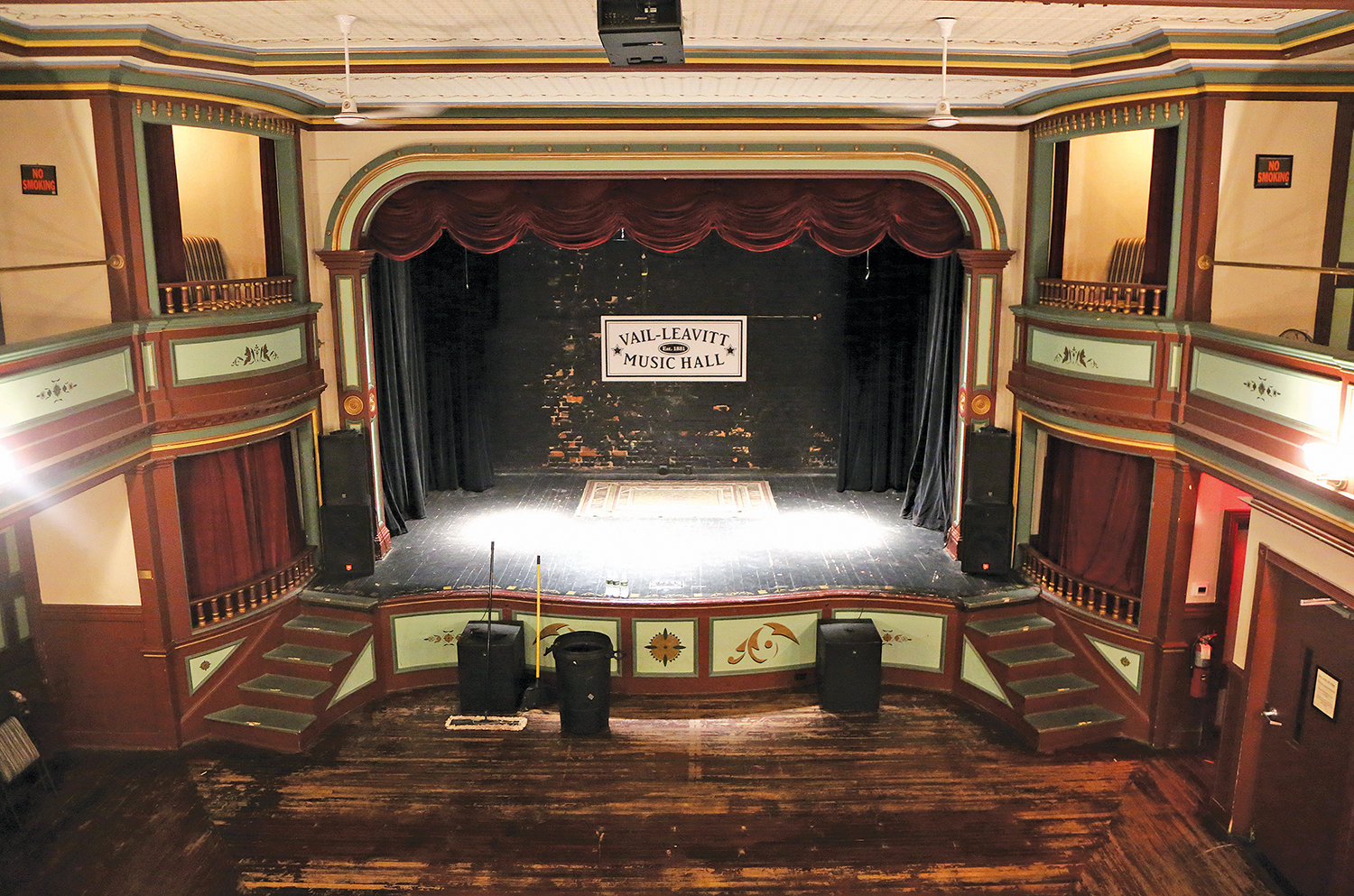 Efforts underway to ‘Save the Vail’ as Riverhead’s historic theater ...