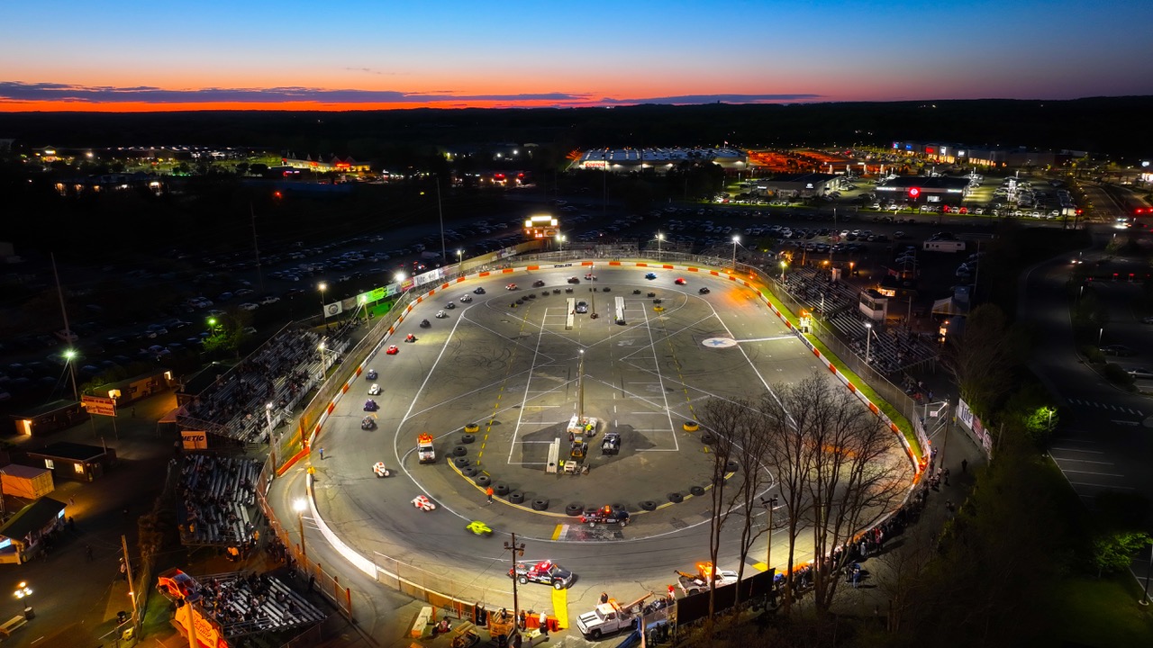 Daily Update: Riverhead Raceway opens: a bird’s eye view; Williams back ...