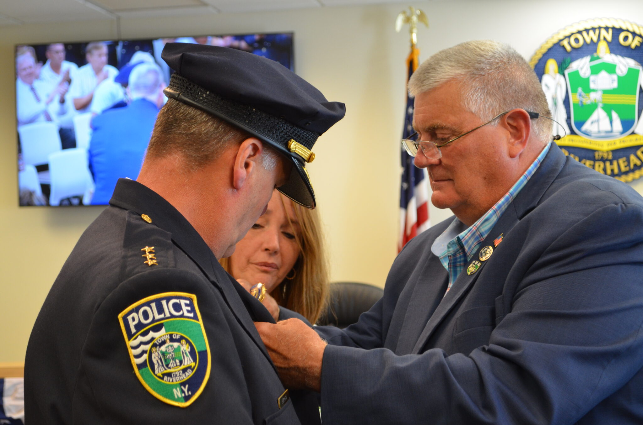 Ed Frost sworn in as new chief of the Riverhead Police Department ...