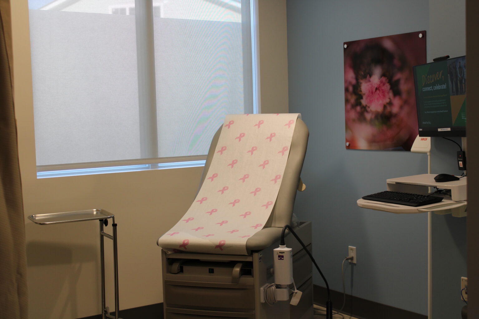 Northwell cuts the ribbon for new women's health center in Manorville ...