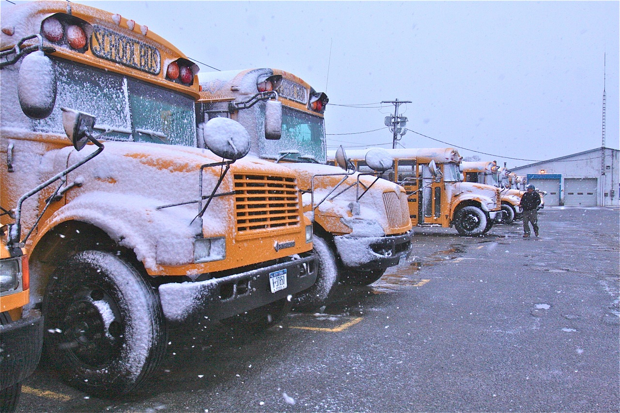 Schools announce closures for Monday with heavy snow in forecast - The ...