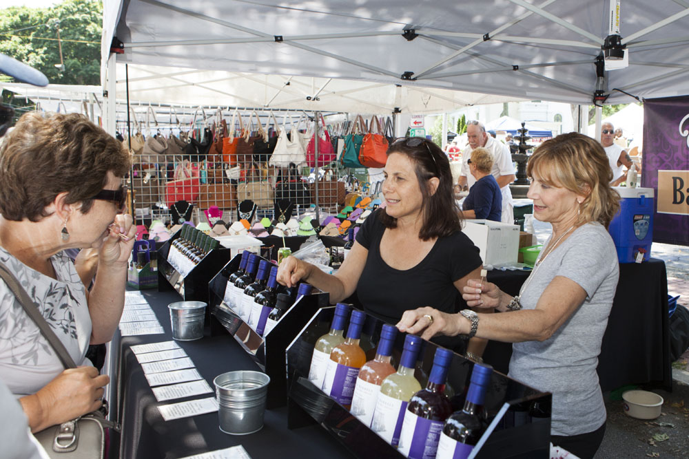 Mattituck News: Extra buzz in the air at Street Fair - The Suffolk ...
