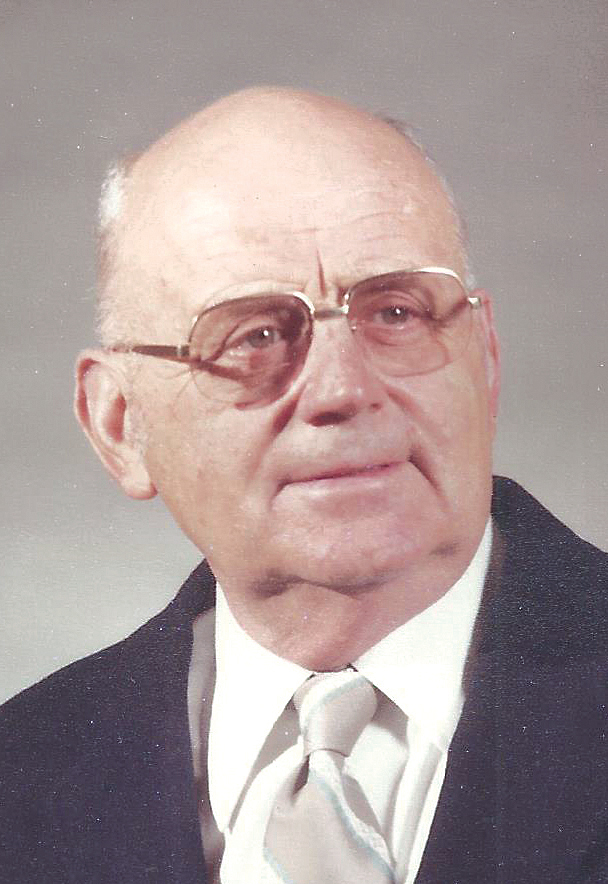 Henry F. Moisa - The Suffolk Times Archives