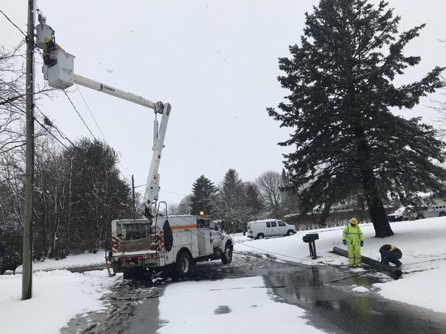 About 200 power outages in Southold Town during Tuesday’s nor’easter ...