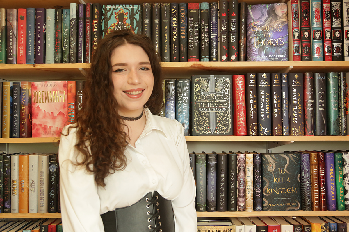 TikTok fuels new surge in teen reading habits - The Suffolk Times Archives