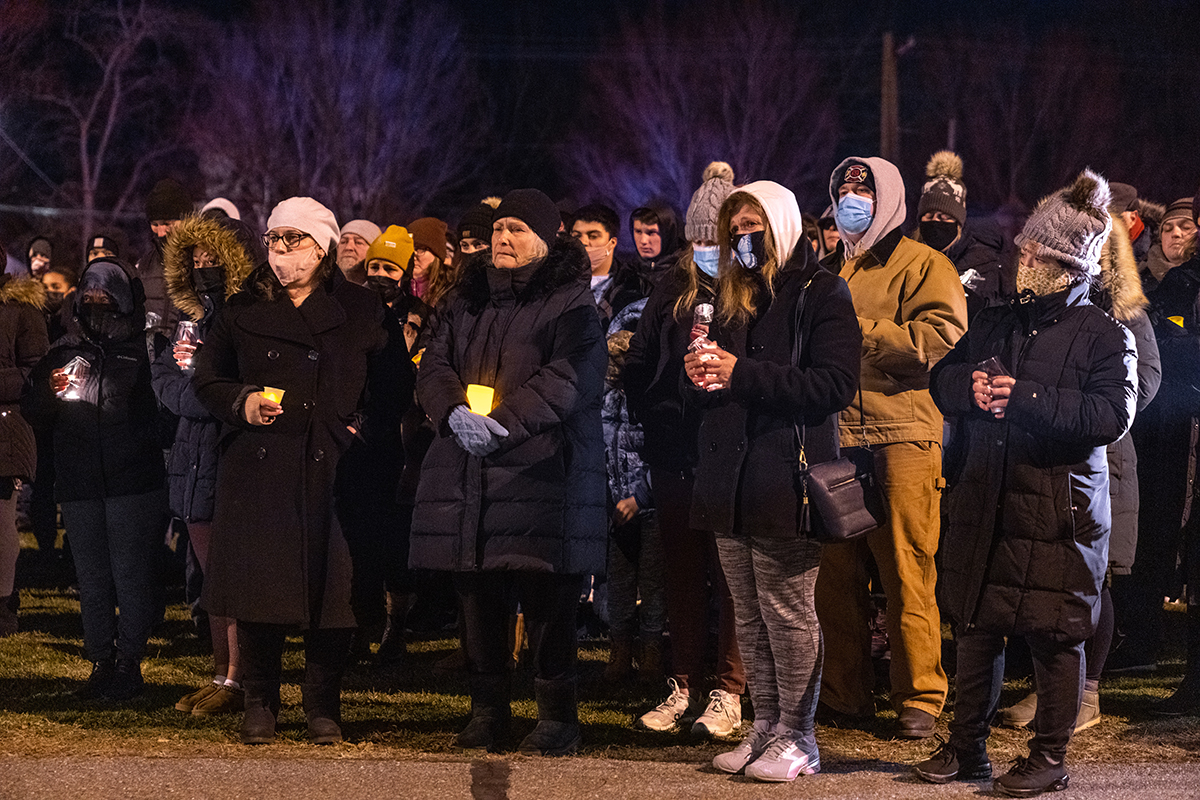 Hundreds mourn teacher with candlelight vigil at Greenport High School ...