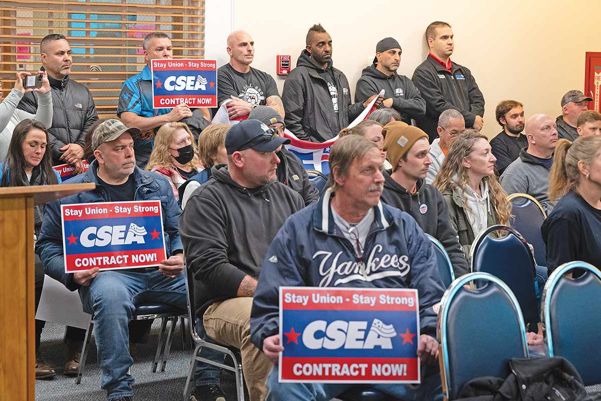 Town, CSEA reach new contract agreement through 2026 - The Suffolk Times