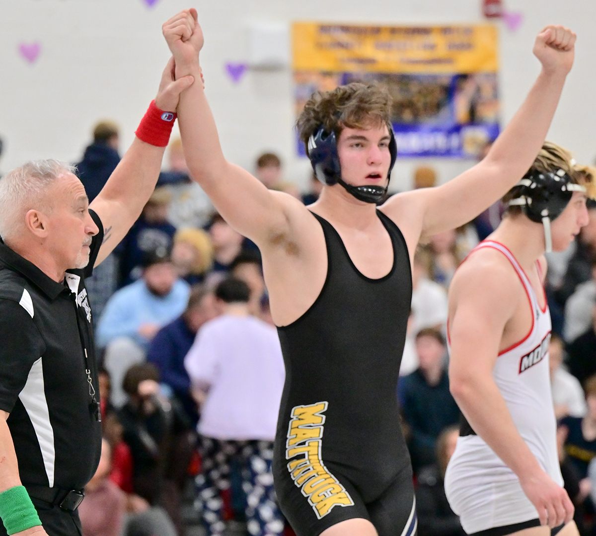 Mattituck wrestler James Felakos clinches county crown - The Suffolk Times