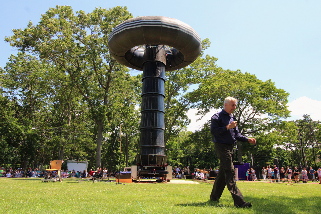 Dazzling display of Tesla coil at celebration of famed inventor: photos ...