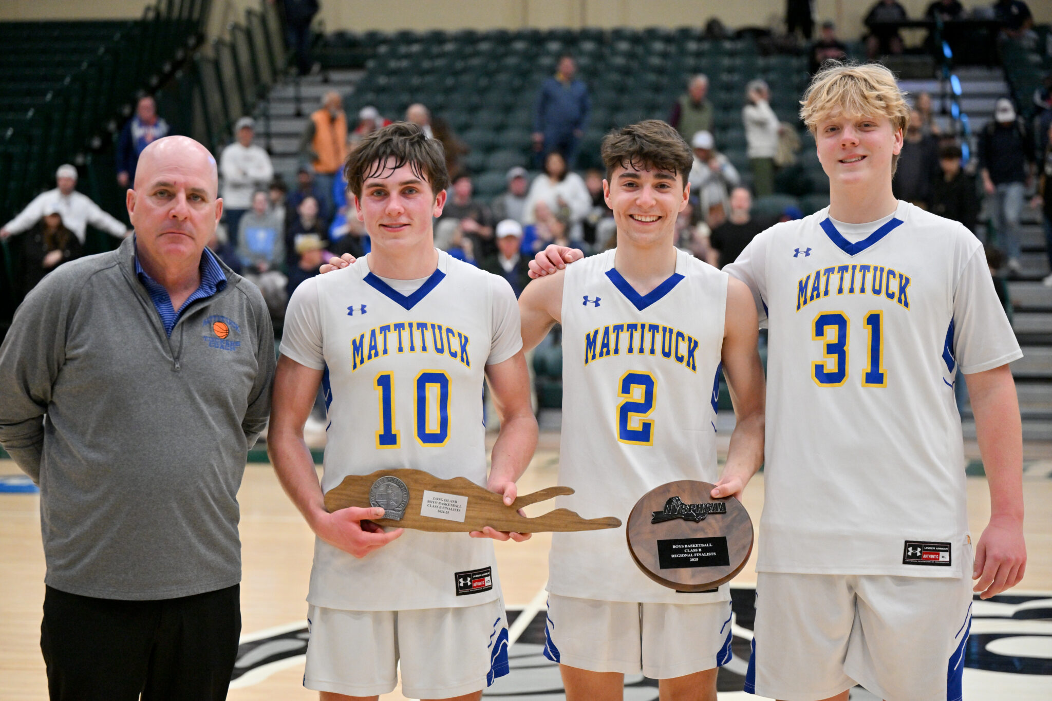 Carle Place overpowers Tuckers in boys hoops Long Island title game ...