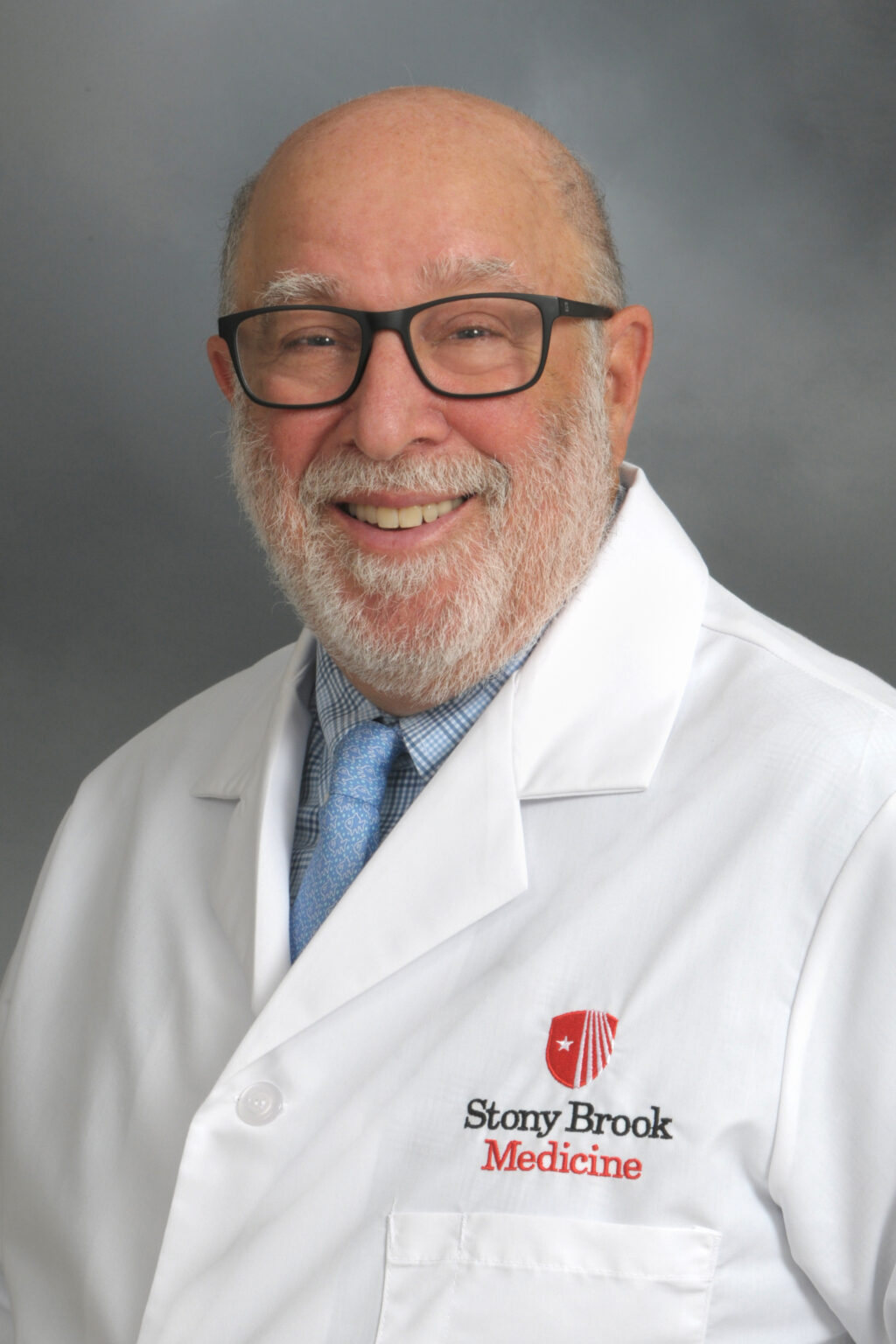 Dr. Lloyd Simon retires from SBELIH after over 40 years - The Suffolk Times
