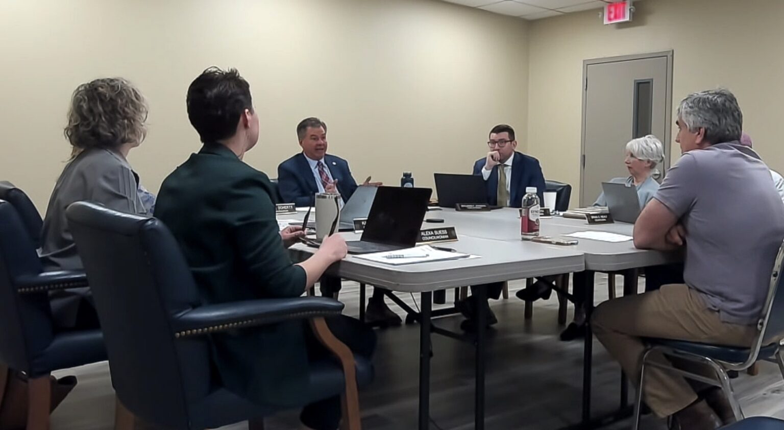 Southold Town Board split over Justice Court plan as new build may cost ...
