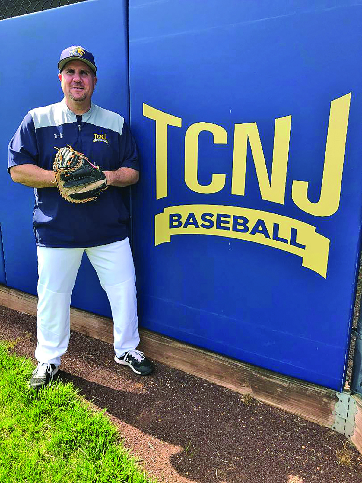 Experienced coach signs on with Shelter Island Bucks - Shelter Island ...