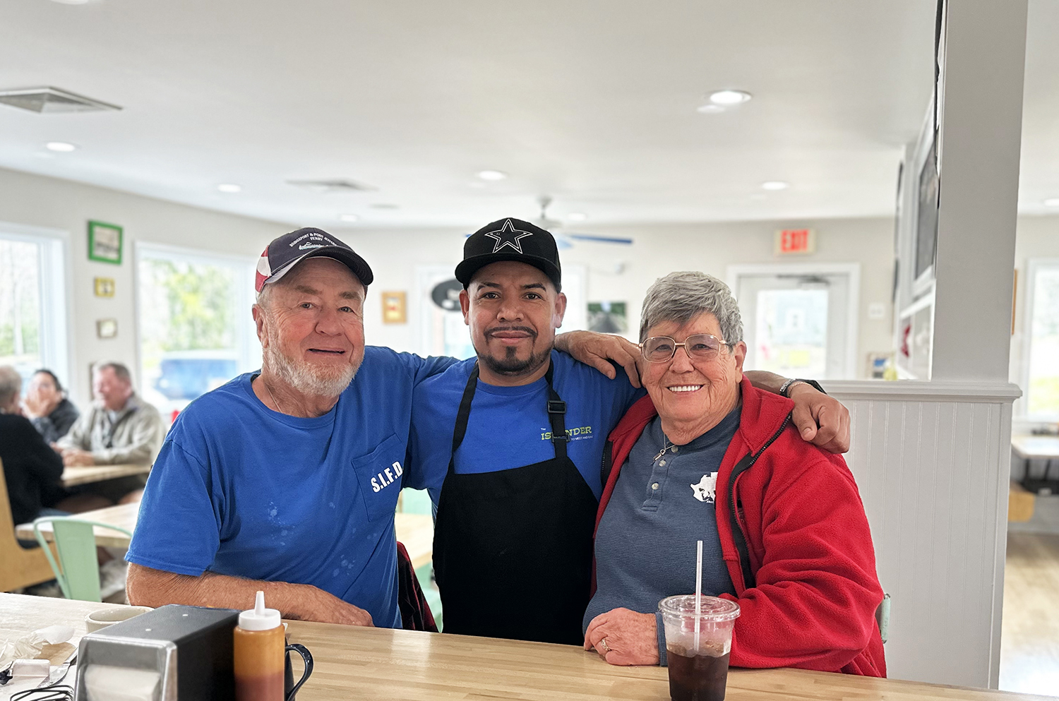 Shelter Island’s kitchen table gets new management: The Islander still ...