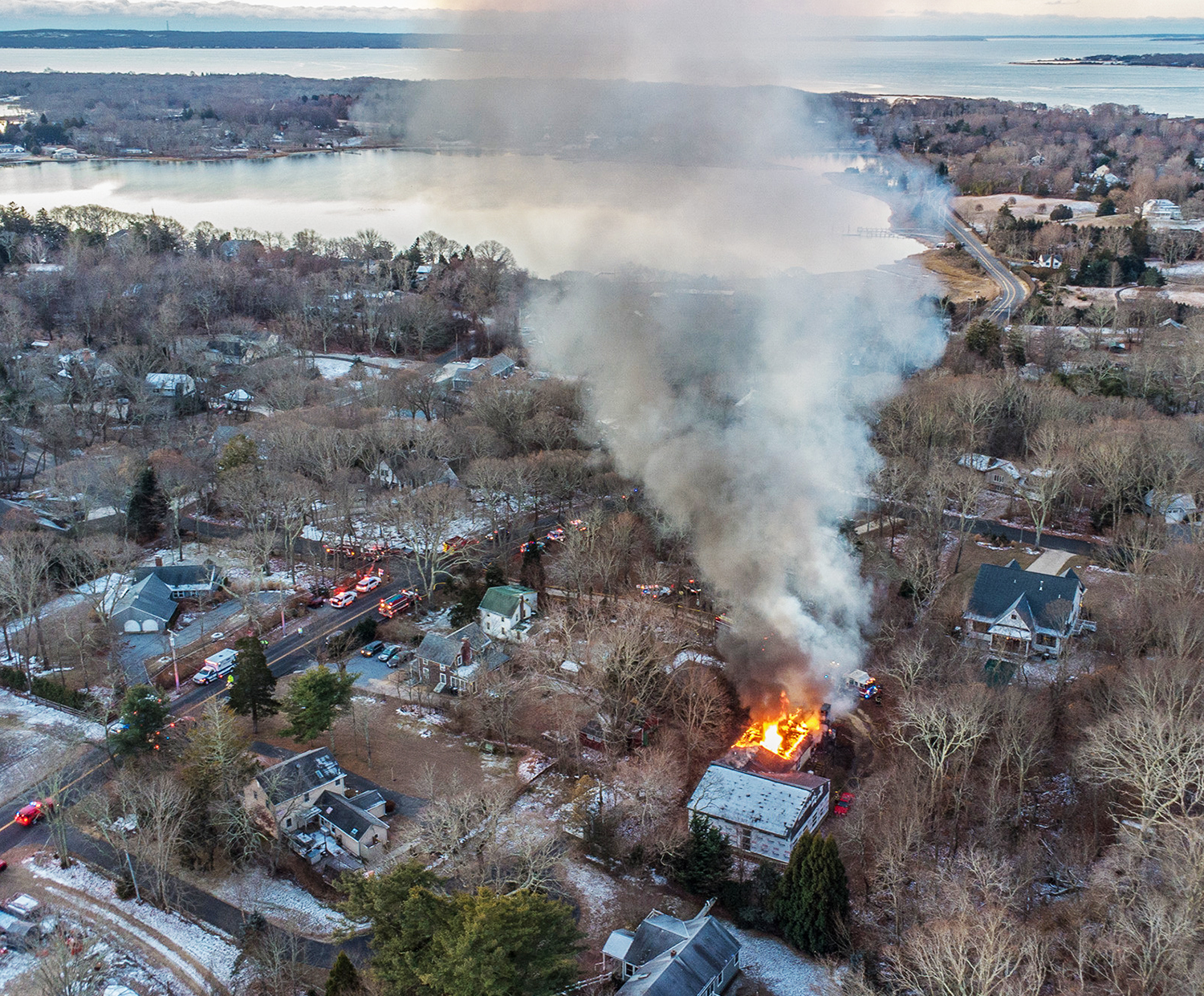 Fire on West Neck Road: No injuries reported - Shelter Island Reporter