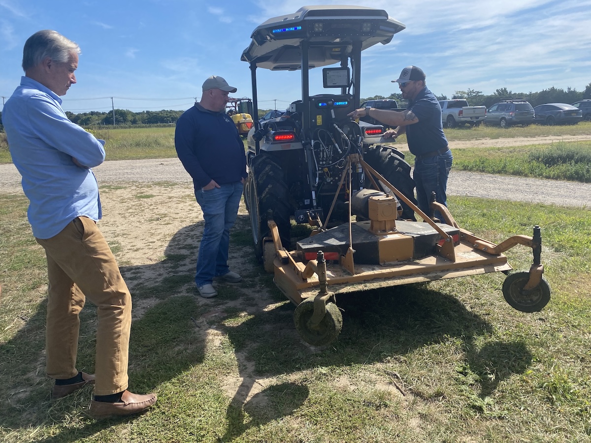 Carbon-zero hero: The first electric, autonomous tractor in the ...