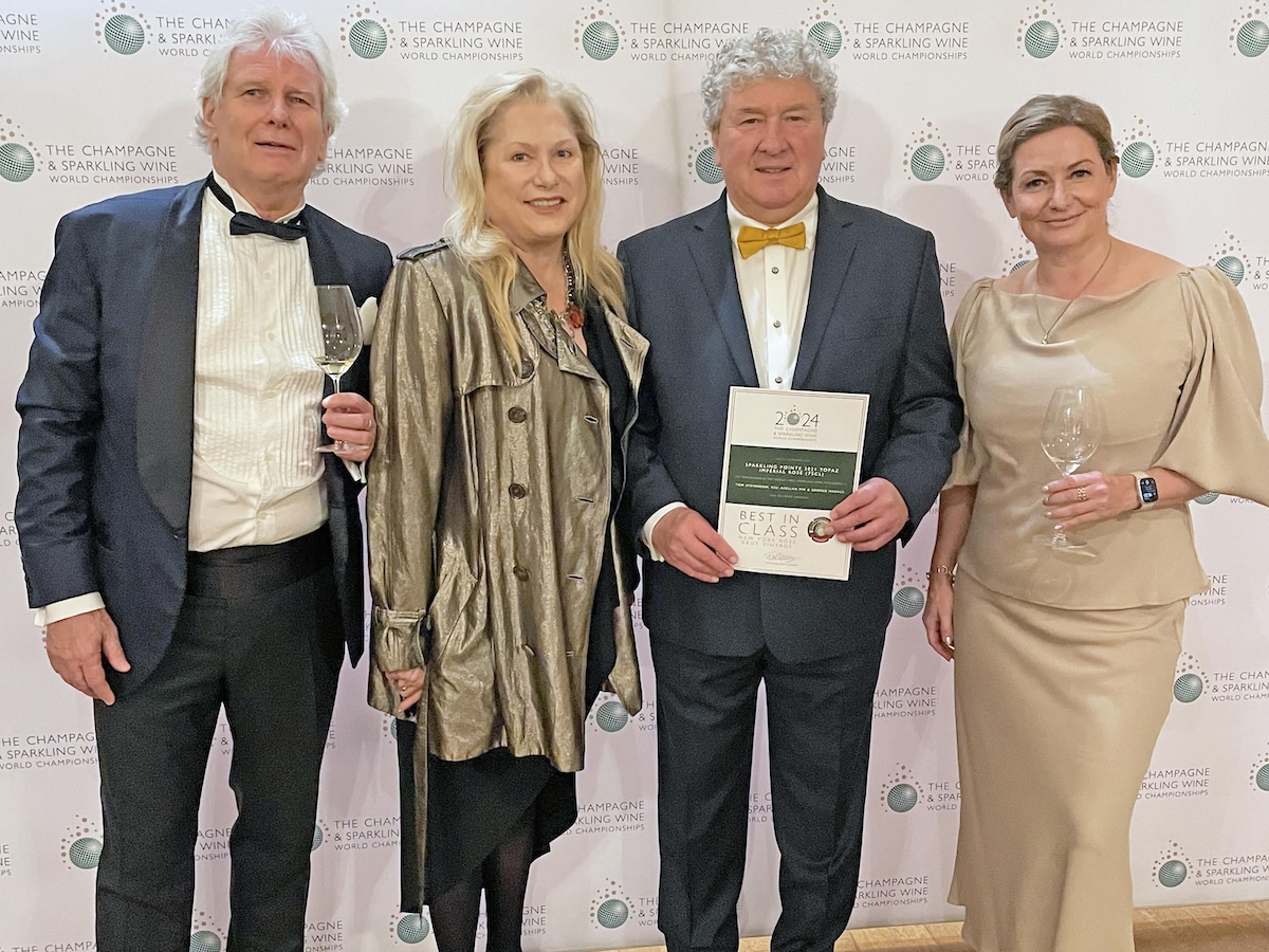 Raise a glass to Sparkling Pointe's award-winning Topaz Impèrial Rosé