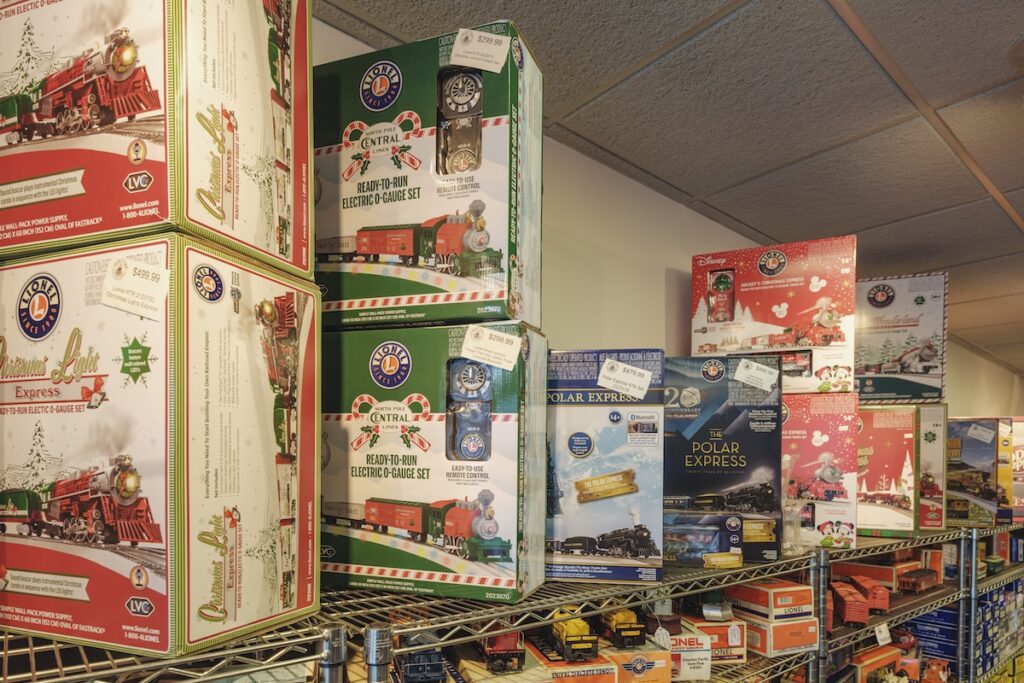 All Aboard! Model railroading is an enduring Christmas tradition on ...