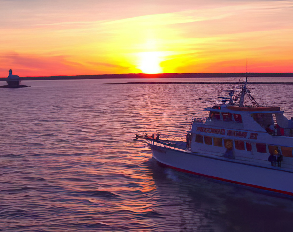Sunset Wine Cruise on Peconic Bay - Northforker
