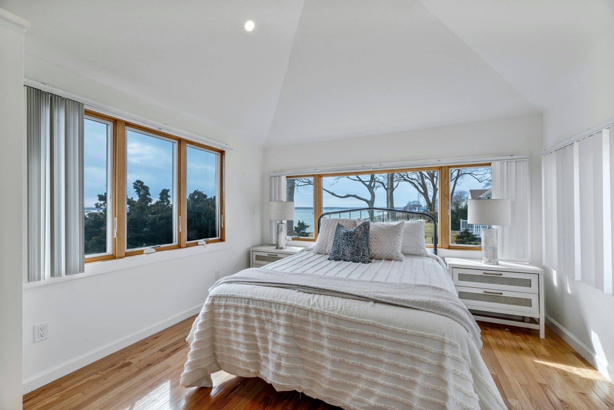 North Fork Dream Home: well-lighted and waterfront views on the Peconic Bay